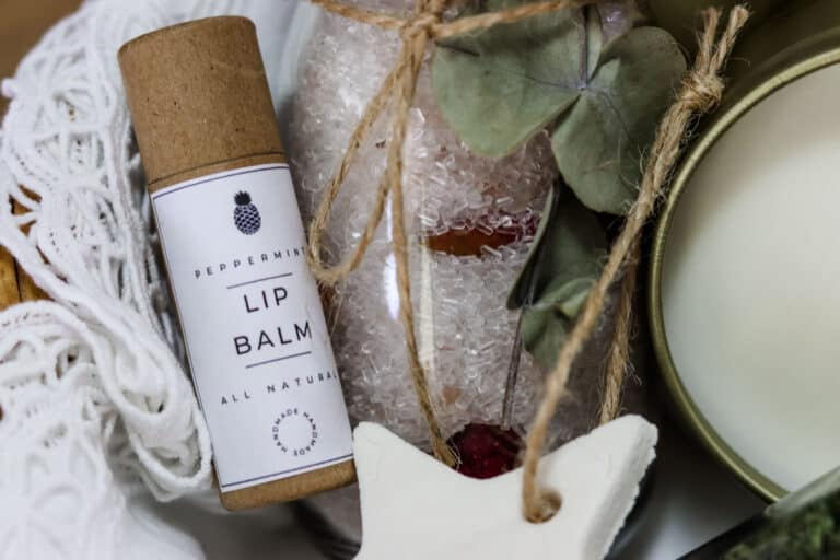 5 Homemade Christmas Gift Hamper Ideas - Pineapple Farmhouse